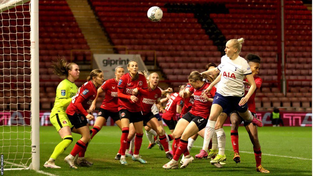 Tottenham Hotspur 1-0 Charlton Athletic: Kit Graham secures victory for ...