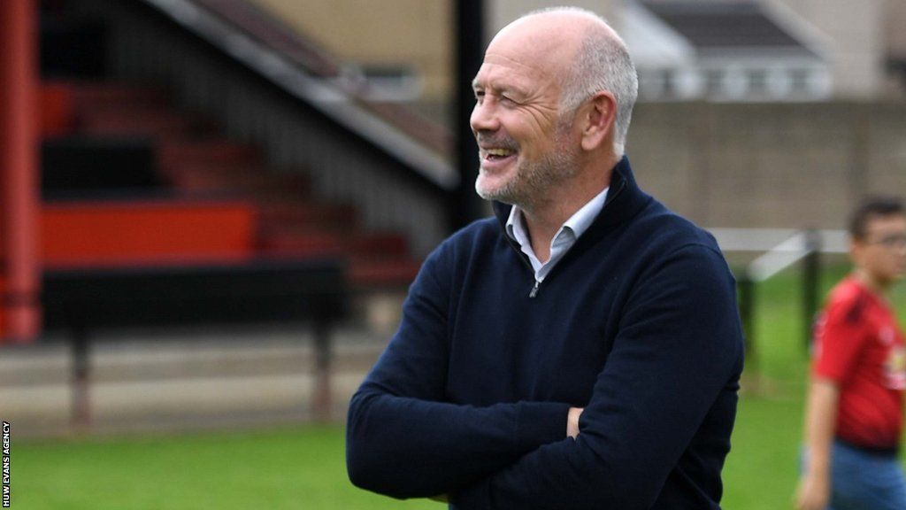 Ieuan Evans elected Welsh Rugby Union's new chairman - BBC Sport