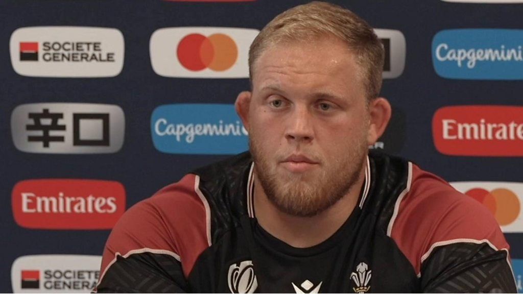 Corey Domachowski: Wales prop has learnt sin-bin lesson - BBC Sport