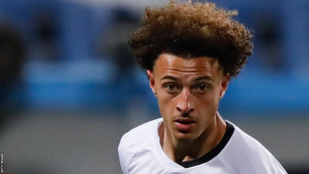 Ethan Ampadu: Leeds United sign Wales international from Chelsea - BBC ...