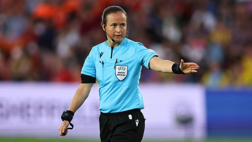 Cheryl Foster: Refereeing at Euro 2022 on par with 63 Wales caps - BBC ...