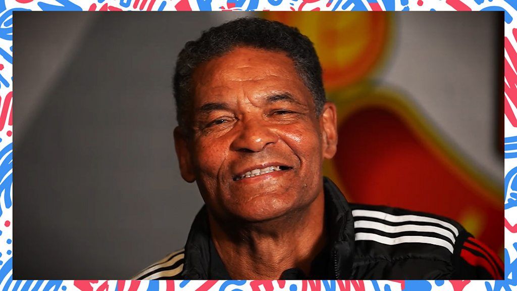Marcus Rashford is my hero - Man Utd academy's Tony Whelan - BBC Sport