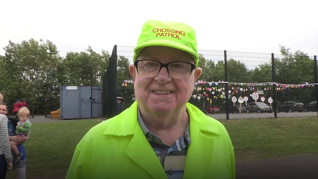 Lollipop men and women removal proposal 'unpalatable' - BBC News