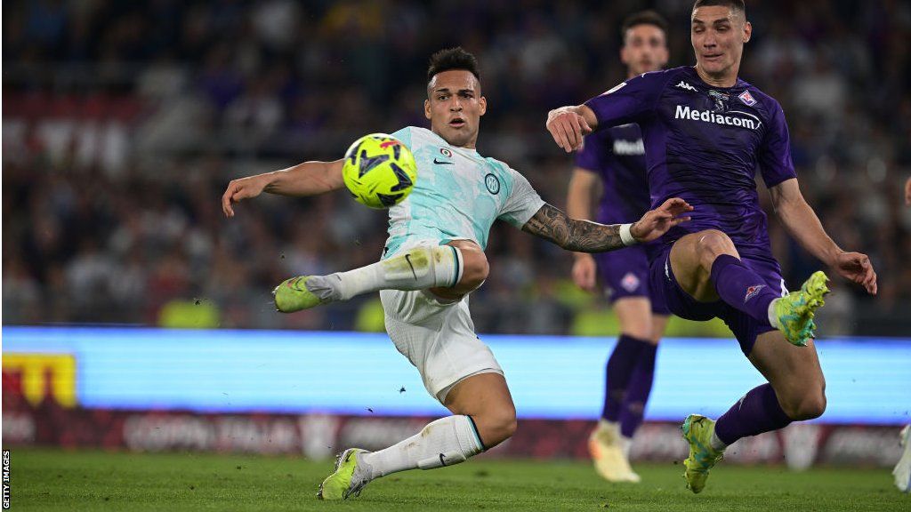 Fiorentina 1-2 Inter Milan: Martinez scores twice as Champions League ...