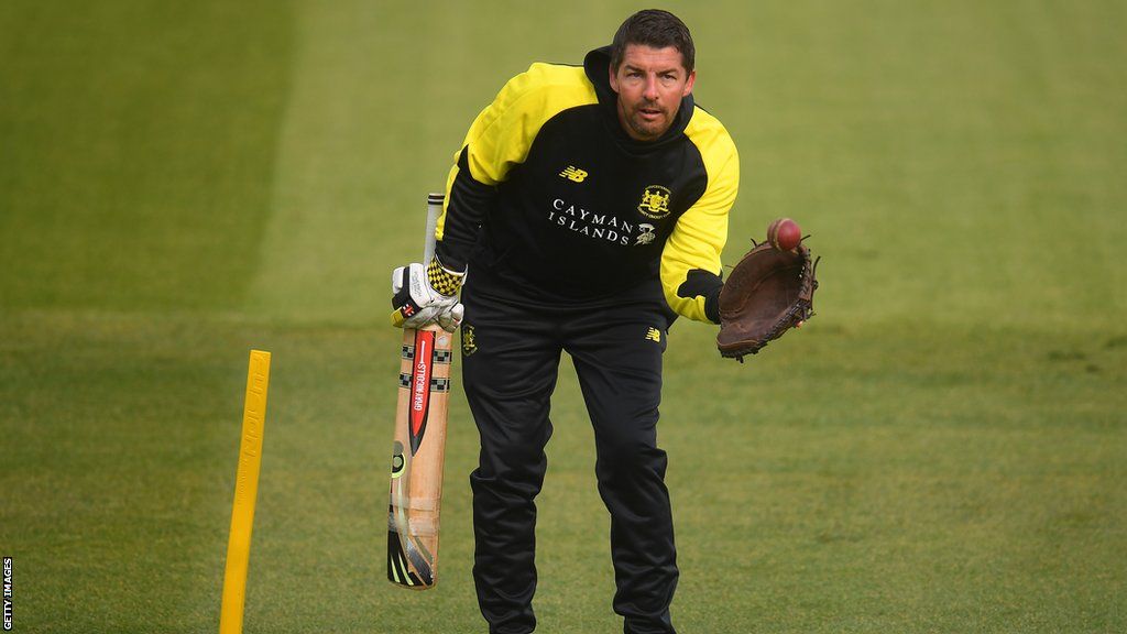 Steve Snell: Gloucestershire performance director to leave club - BBC Sport