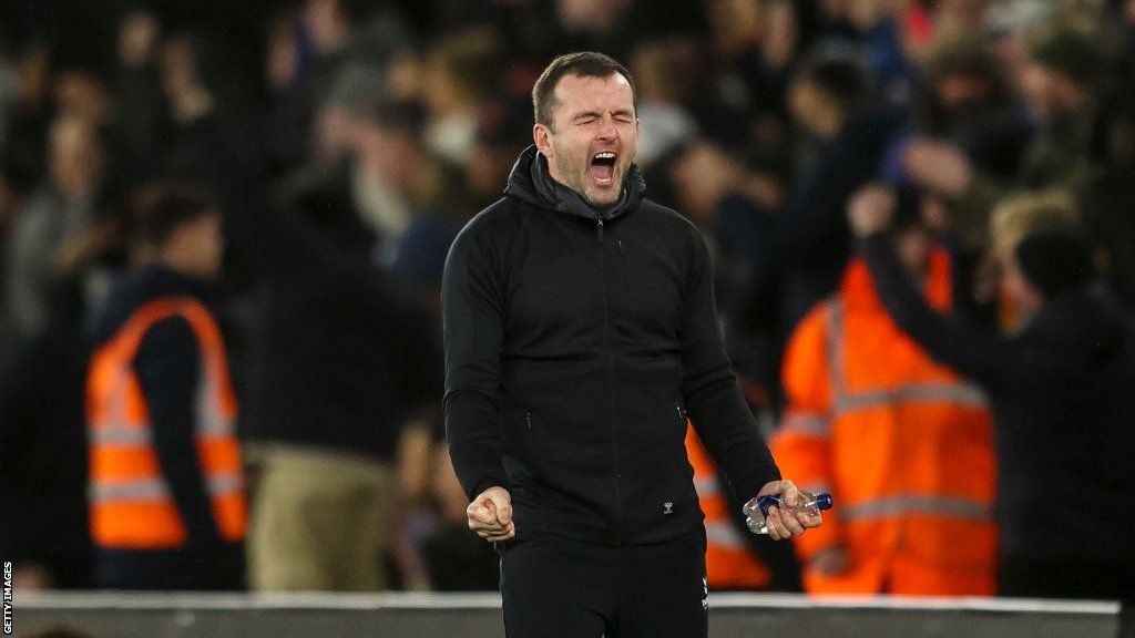 Southampton 2-0 Manchester City: Nathan Jones lifts the mood at St Mary ...