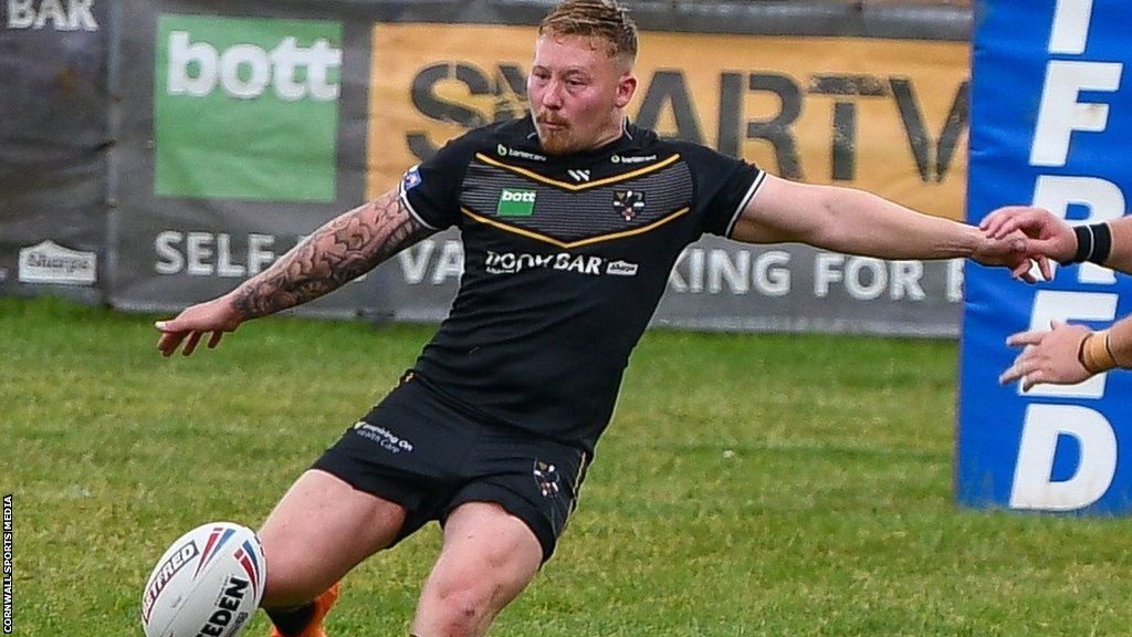 Morgan Punchard: Cornwall sign Hunslet half-back on permanent deal ...