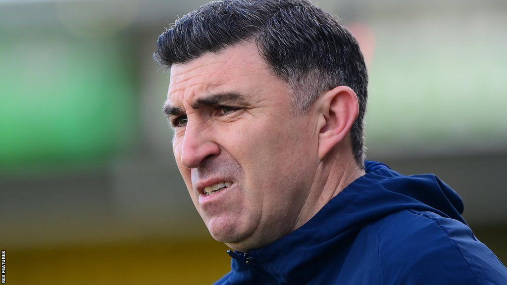 Kevin Maher: Southend boss seeks clarity about club's future - BBC Sport