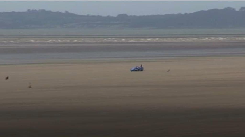 Speed record beach at Pendine set for £7m revamp - BBC News