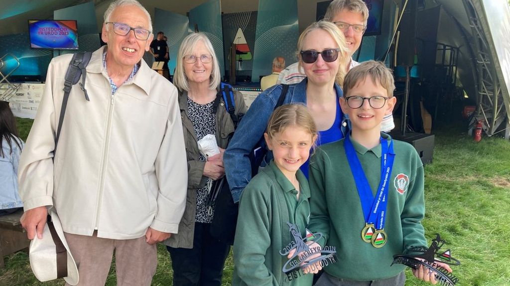 Eisteddfod yr Urdd 2023: Gwydion Rhys yn cipio'r Fedal Gyfansoddi - BBC ...
