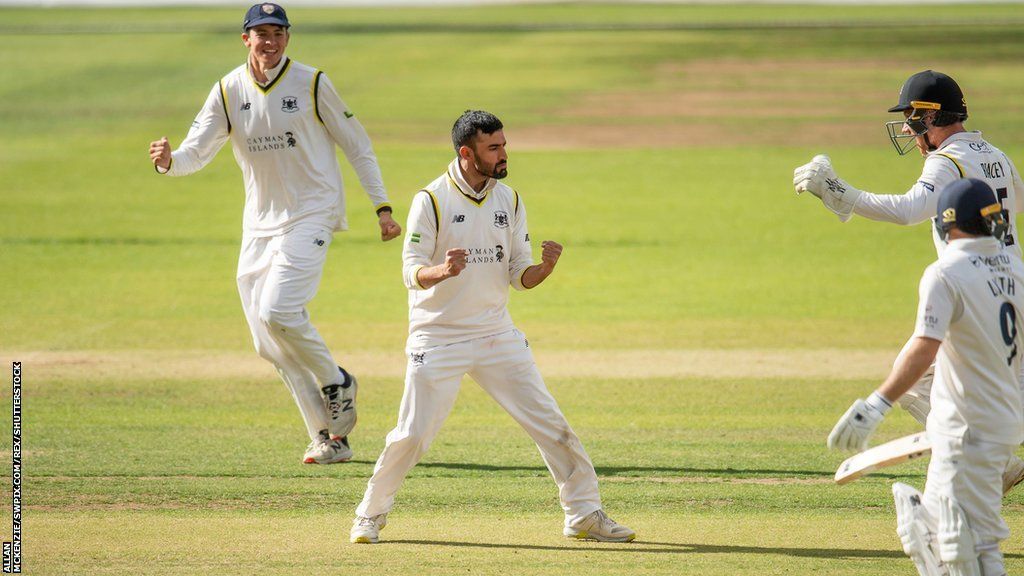 Zafar Gohar: Gloucestershire sign Pakistani spinner on two-year deal ...