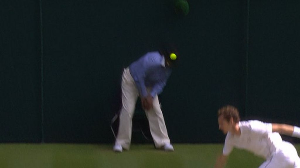 Wimbledon 2015: Ivo Karlovic hits line judge with 134mph serve - BBC Sport
