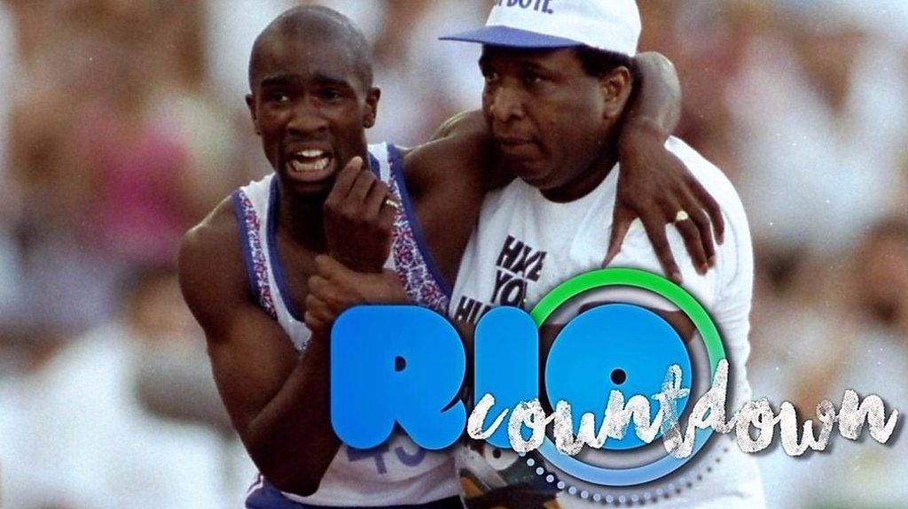 Rio 2016: Derek Redmond helped by father in Barcelona 1992 - BBC Sport