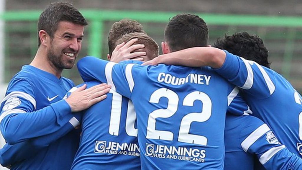 Mallards earn first league win over Glens - BBC Sport
