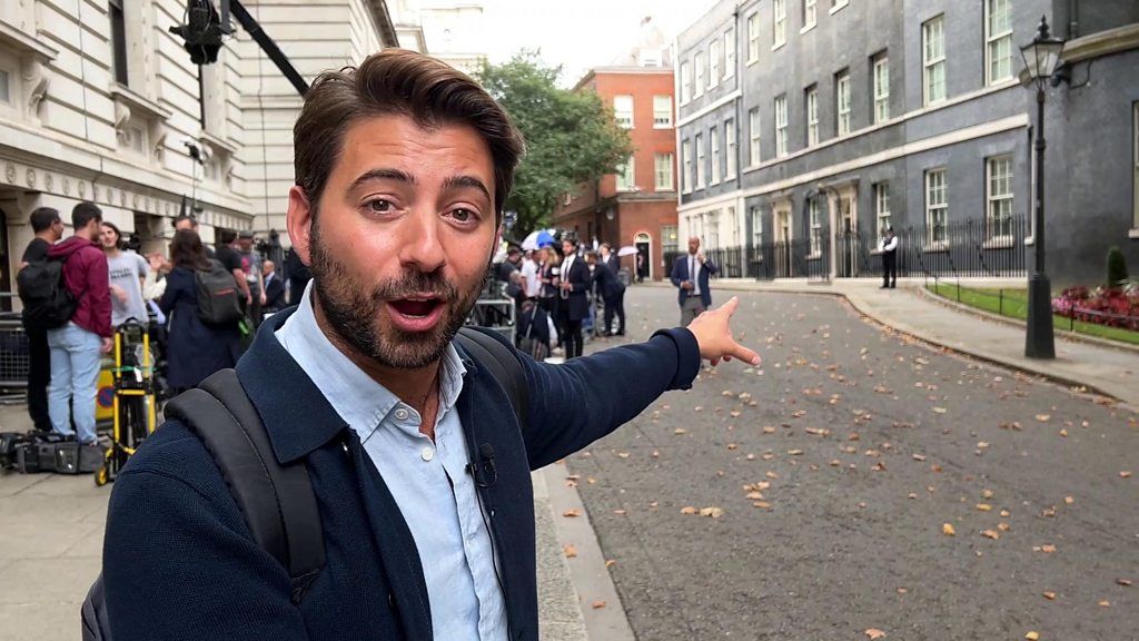 Behind the scenes at Downing Street! - BBC Newsround