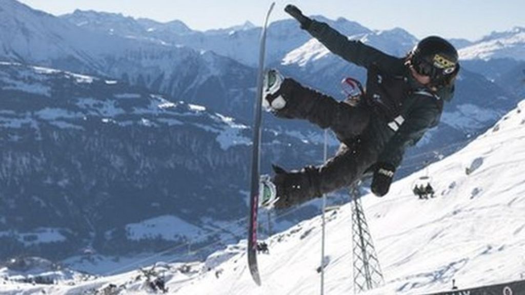 Laax Open: How do you judge a snowboarding competition? - BBC Sport