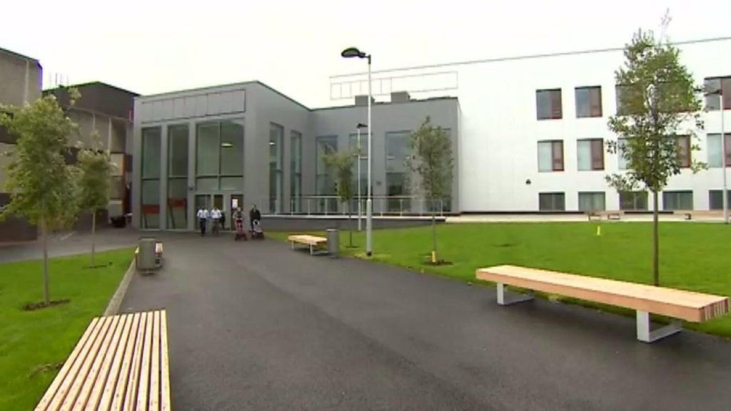 Wolverhampton's New Cross Hospital: 'Superbug' for three patients - BBC ...