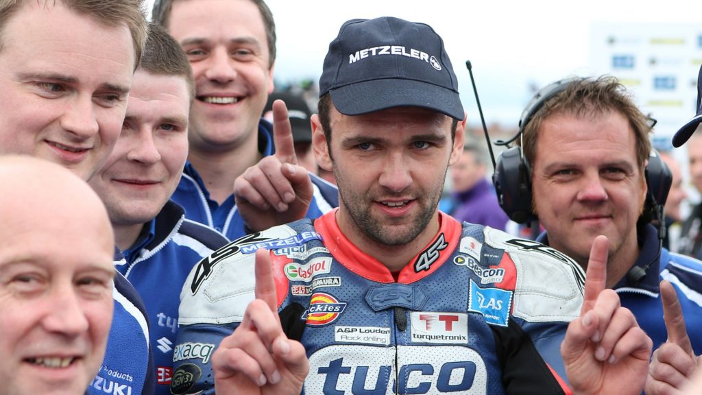 NW200 Superbike classics: William Dunlop edging out brother Michael in ...