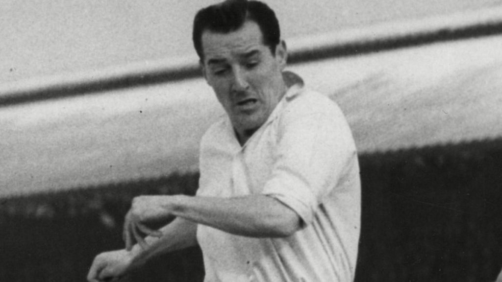 Jackie Sewell scores for England against Hungary at Wembley in 1953 ...