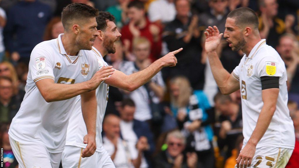 Port Vale: Jamie Proctor & Tom Pett among six players released by ...