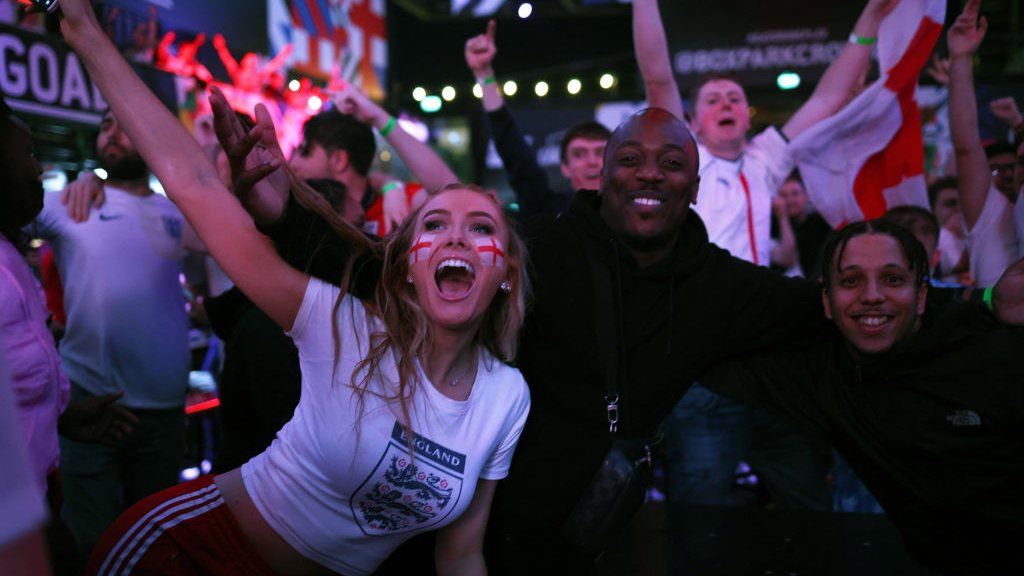 Will England's success boost the UK economy? - BBC News