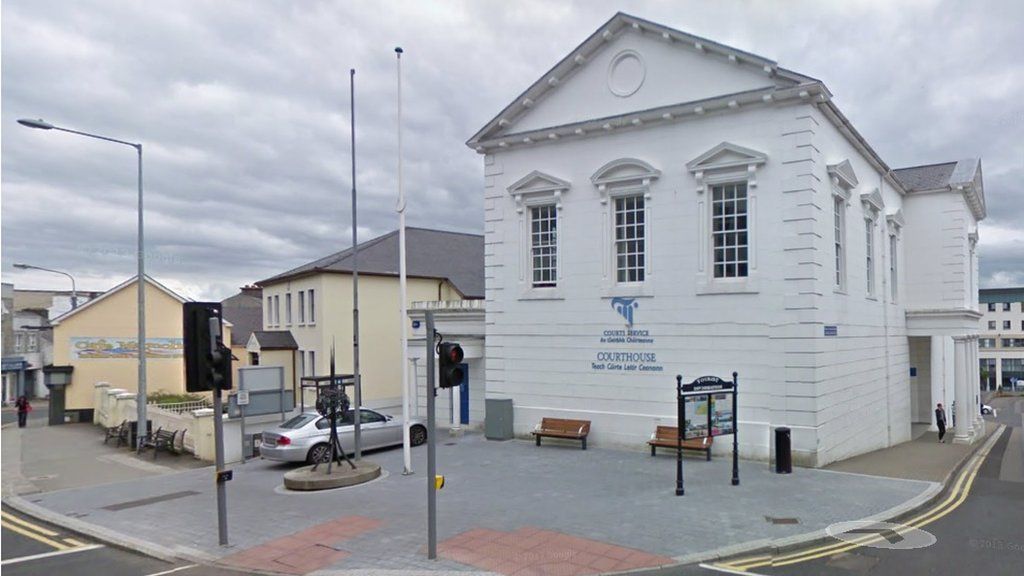 Drunk driver Eamon Lynch jailed for killing Donegal teenager - BBC News
