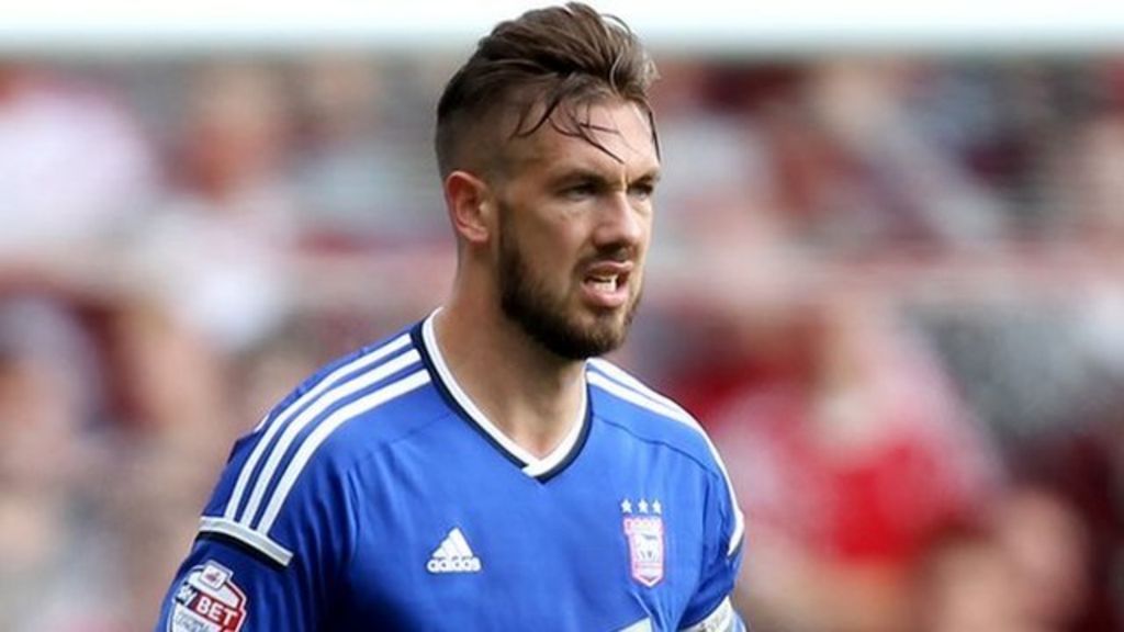 Luke Chambers: Ipswich Town squad has more pace - BBC Sport