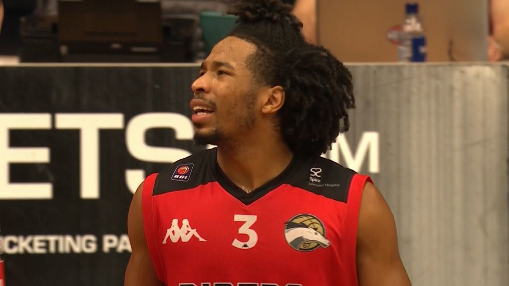 BBL: Leicester Riders beat Glasgow Rocks - 5 best shots - BBC Sport