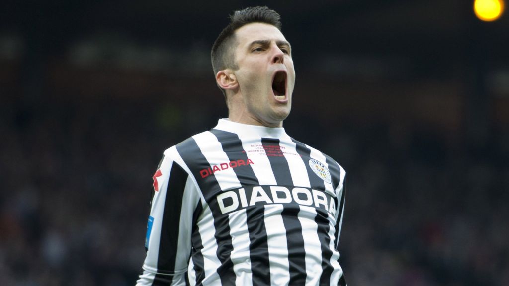 Archive - Steven Thompson on Cup final goal for St Mirren in 2013 - BBC ...