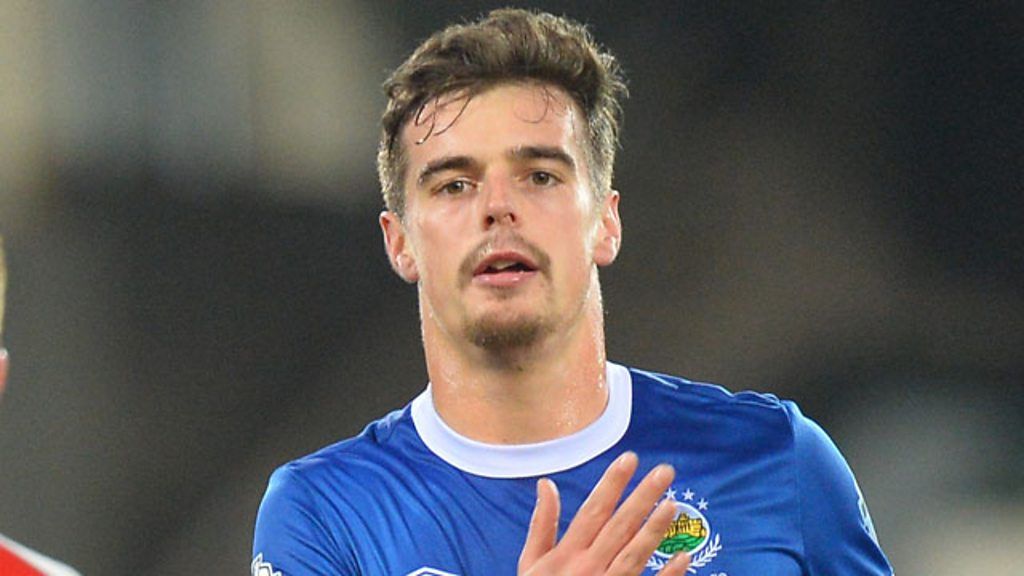 Linfield beat Cliftonville 3-0 in County Antrim Shield - BBC Sport