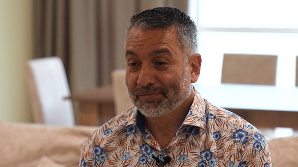 Grant Wahl: Guillem Balague pays tribute to US journalist - BBC Sport