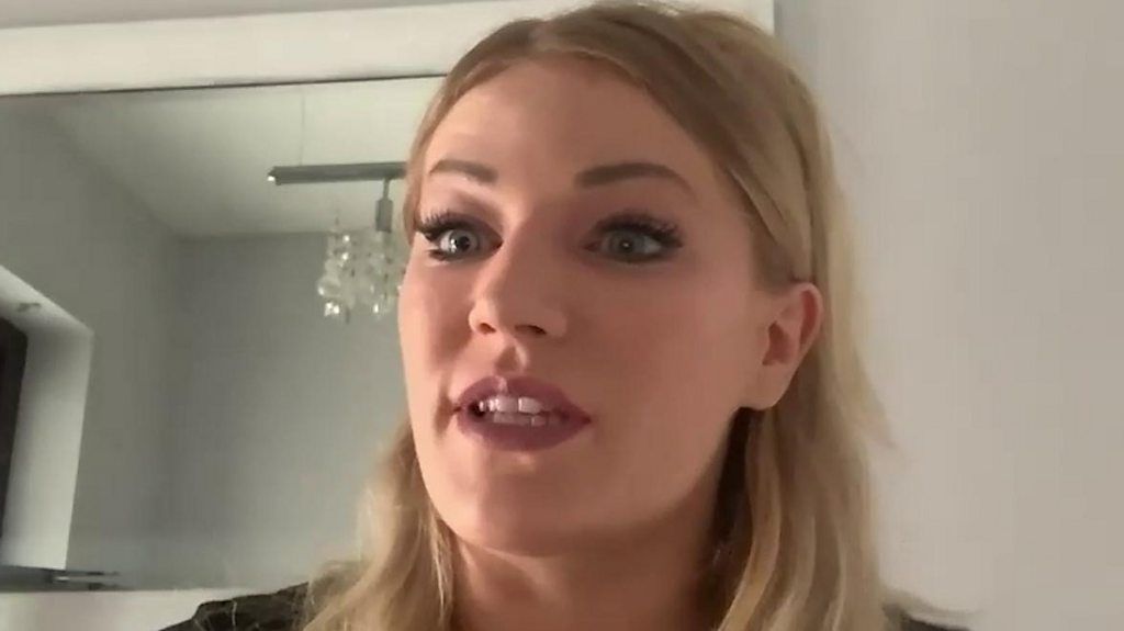 Christie angry pubs to open before indoor sports facilities - BBC Sport