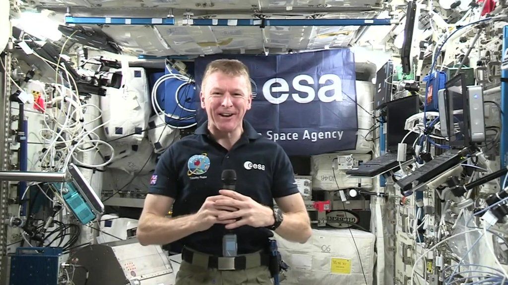 Tim Peake wants to eat pizza on his return to Earth - BBC Newsround