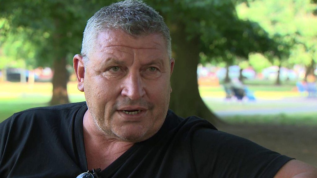 Osian Roberts: 'Talent anferth yn nhîm Cymru' - BBC Cymru Fyw