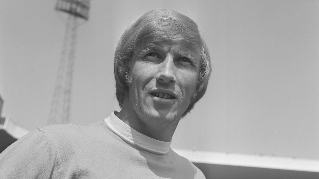 Colin Bell: Manchester City legend scores superb volley in 1970 against ...