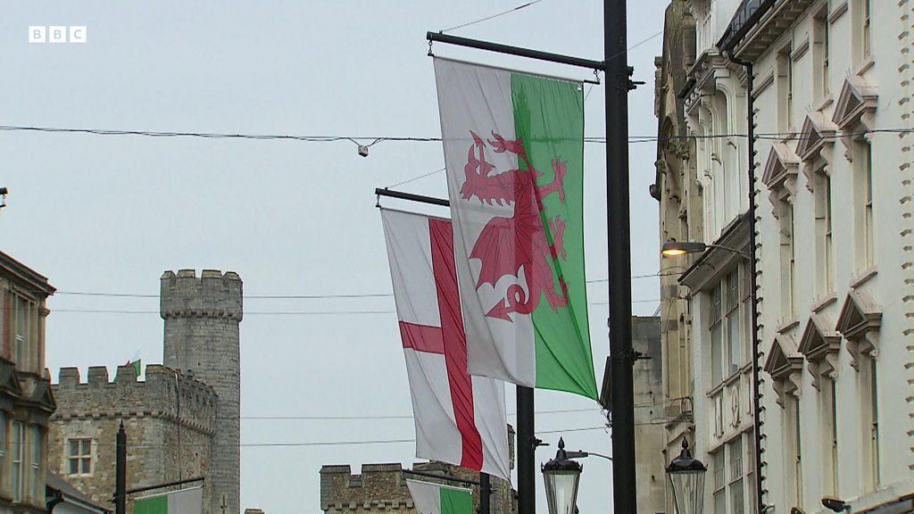 Beagan crìonaidh airson na Cuimris - Naidheachdan a' BhBC