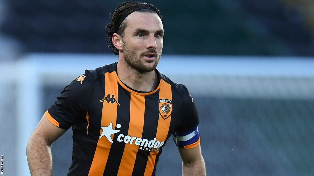 Lewie Coyle: Hull City captain out with fractured eye socket - BBC Sport
