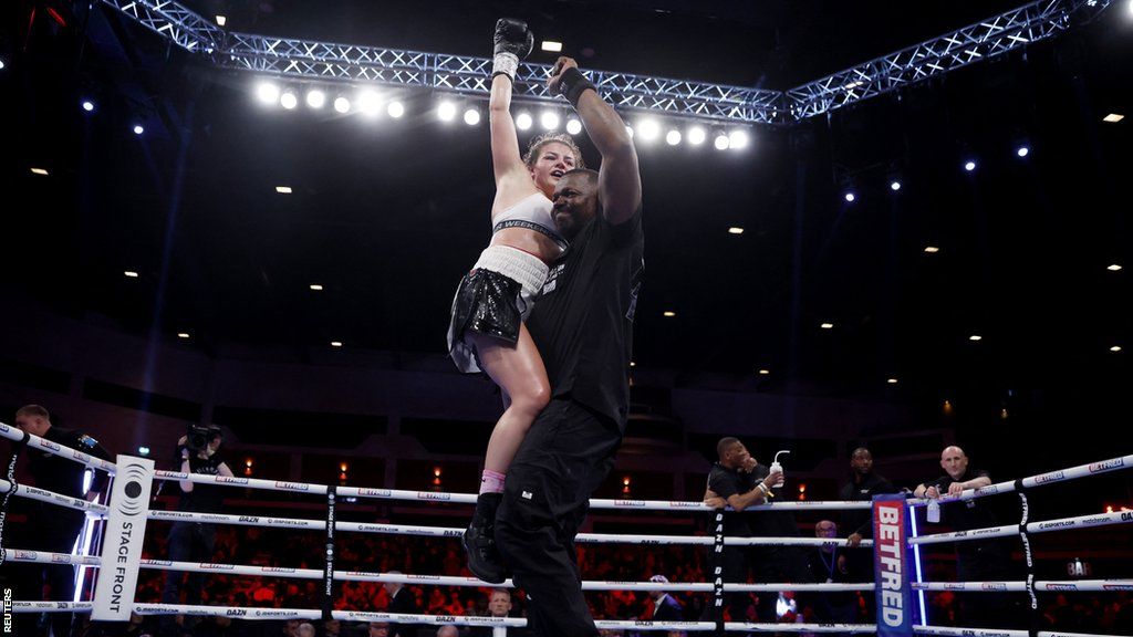 Sandy Ryan: WBO welterweight champion was in hospital before world ...