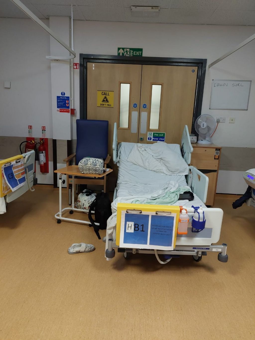 South West hospitals readying for winter surge - BBC News