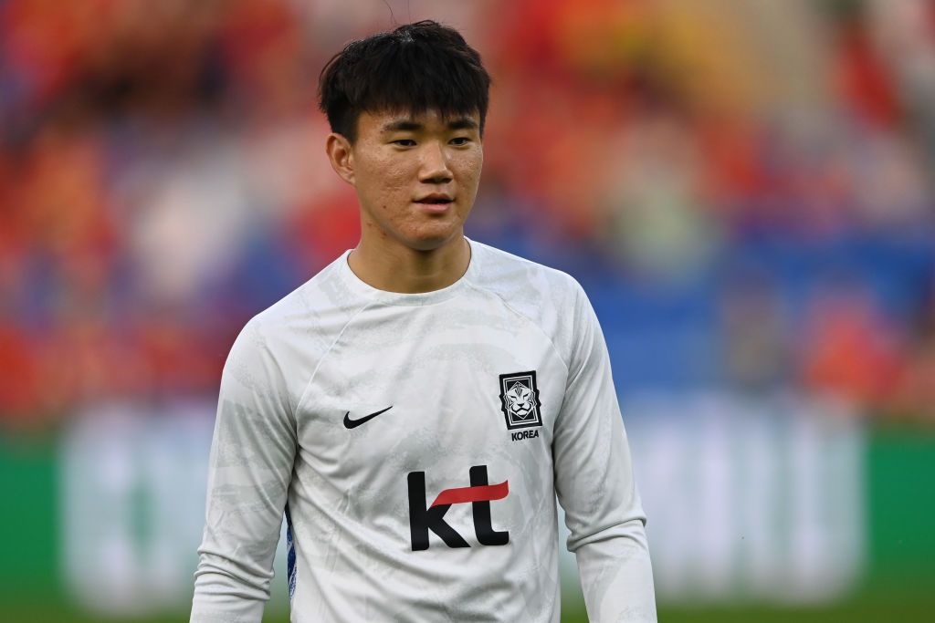 Yang makes South Korea debut - BBC Sport