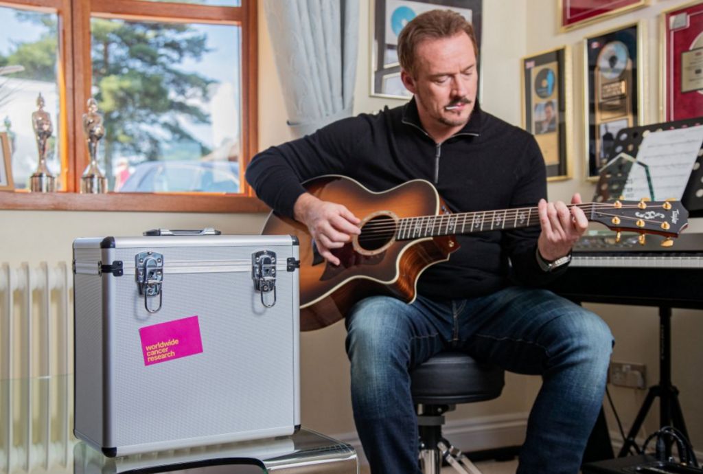 Russell Watson creates medley in his will for cancer charity - BBC News