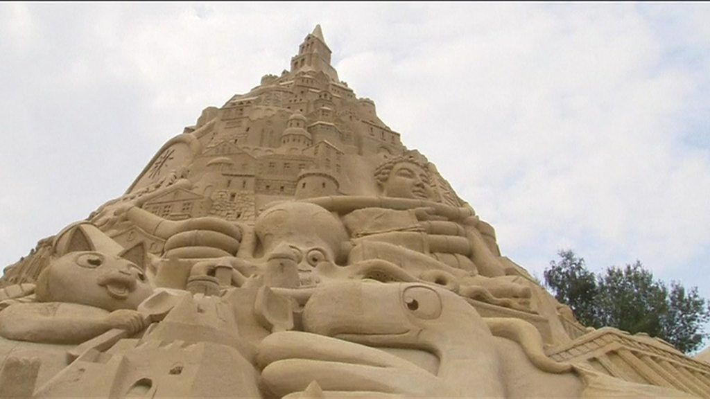 Super Sandcastle! - BBC Newsround