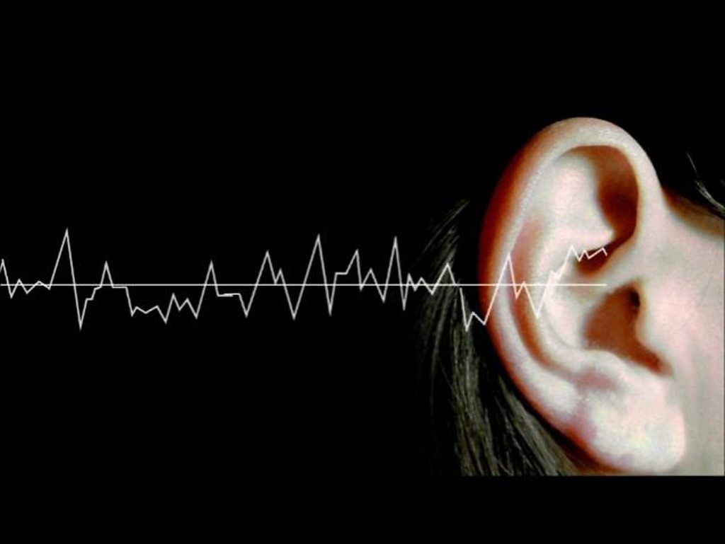 Nottingham noise: Residents woken by 'whooshing' - BBC News