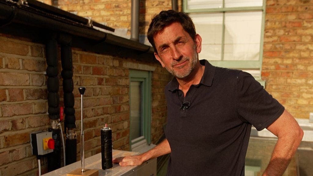 Should I get a heat pump for my home? - BBC News