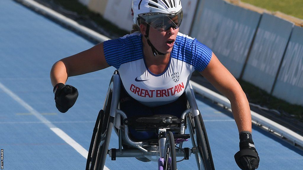 Hannah Cockroft: Briton sets fourth world record in three days - BBC Sport