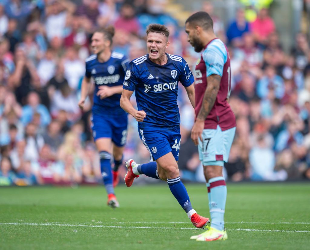 Leeds United's Jamie Shackleton wants to cement first-team place - BBC ...