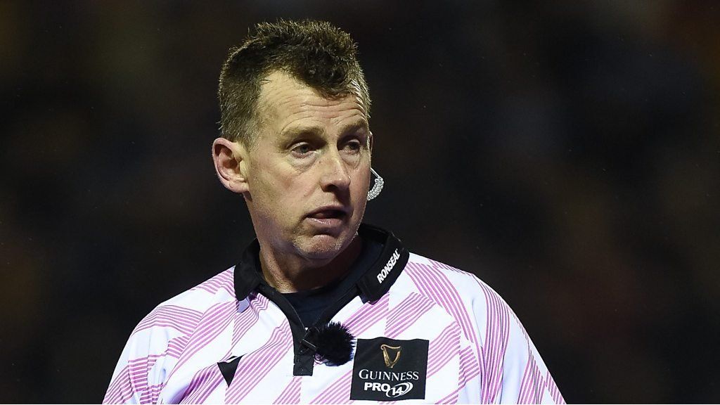 Rugby refereeing philosophy will not change - Nigel Owens - BBC Sport