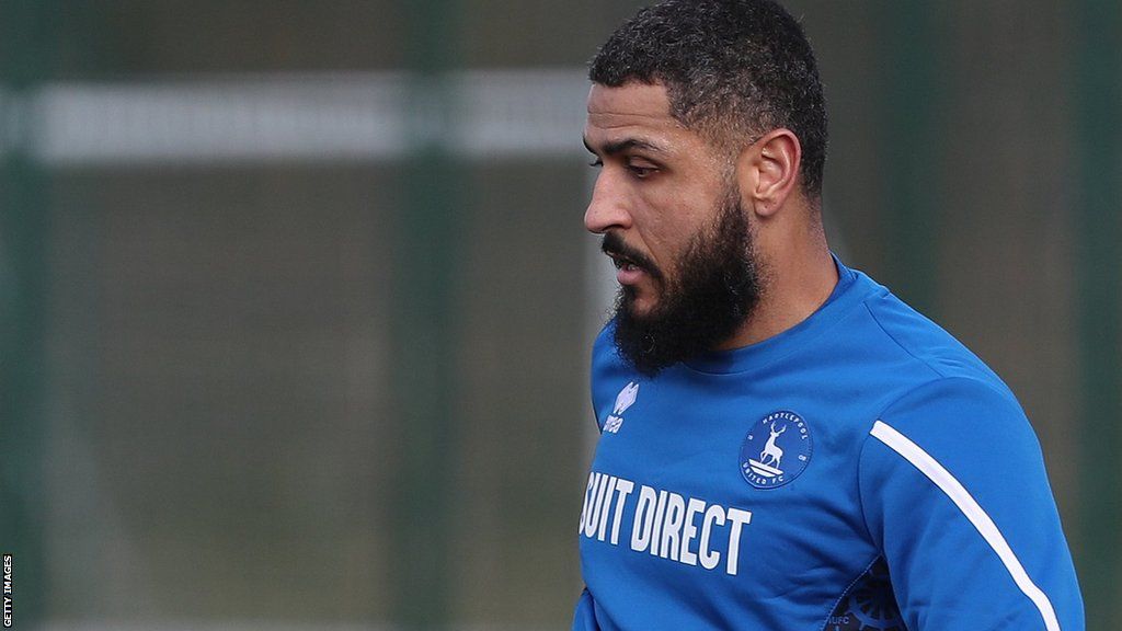 Leon Clarke: Hartlepool United sign veteran free-agent striker - BBC Sport