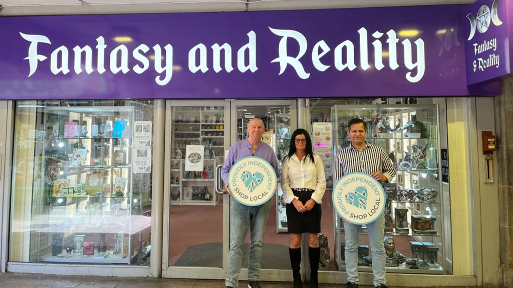 Coventry shoppers urged to support independent stores - BBC News