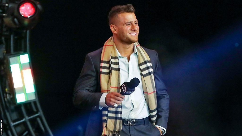 Anthony Ogogo: Boxer turned wrestler on AEW Wembley show - BBC News